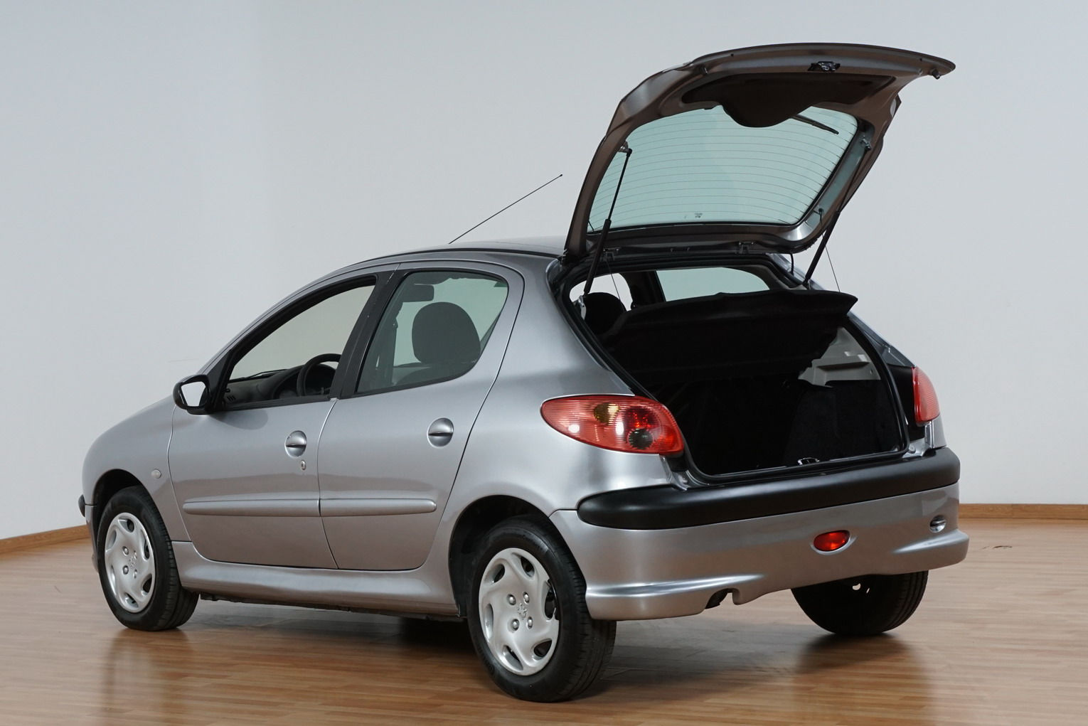 Peugeot 206 1.4 HDi 70 CV X-LINE | Automocio Pere